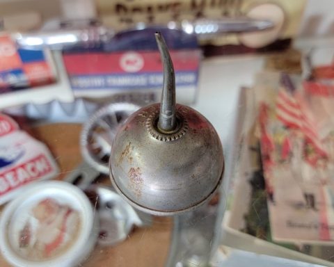 Singer Small Oiler Really Neat Old Embossed Singer Oiler