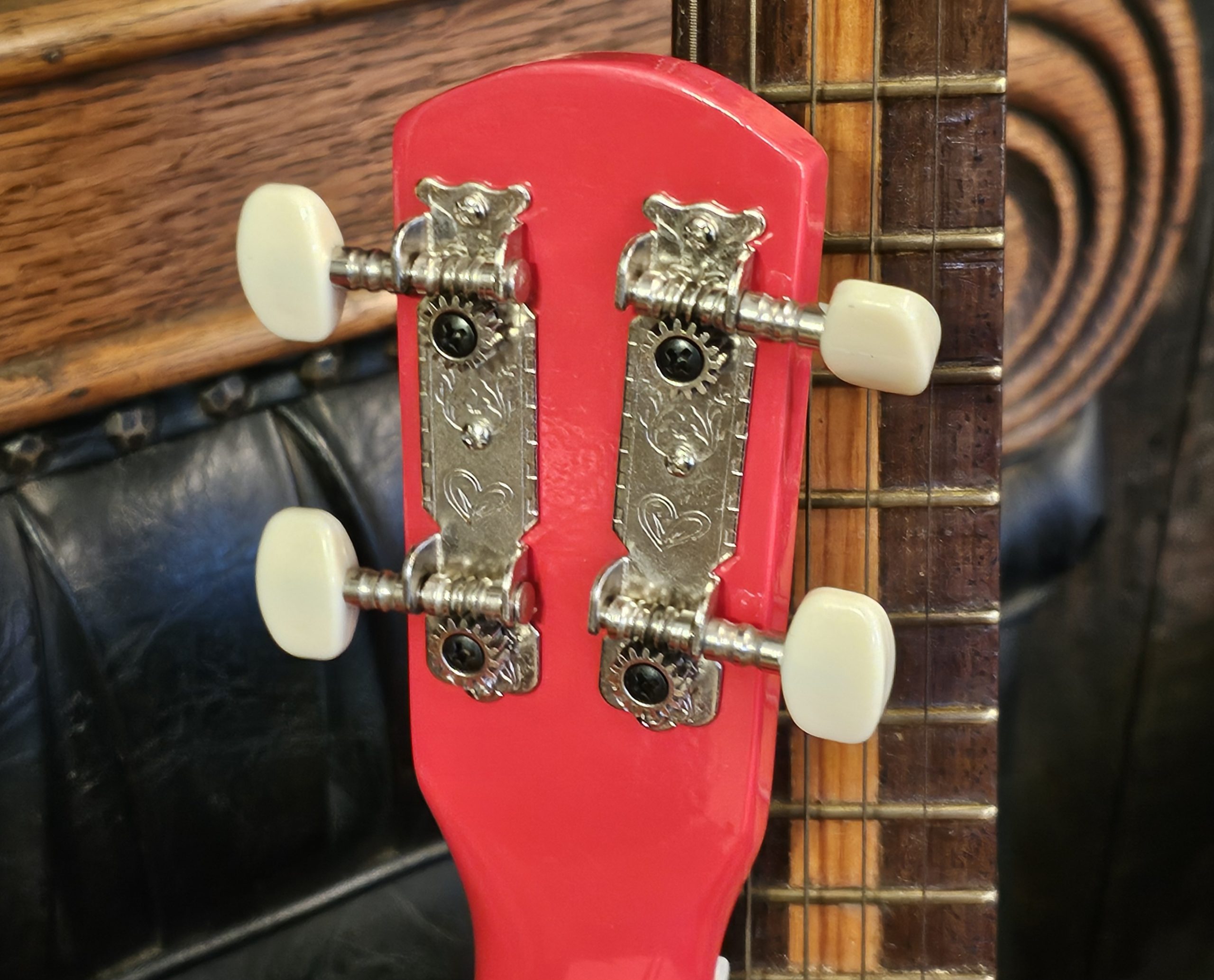 Hape Wooden Ukulele Fantastic Shape, Ni Idea As To Age Plays