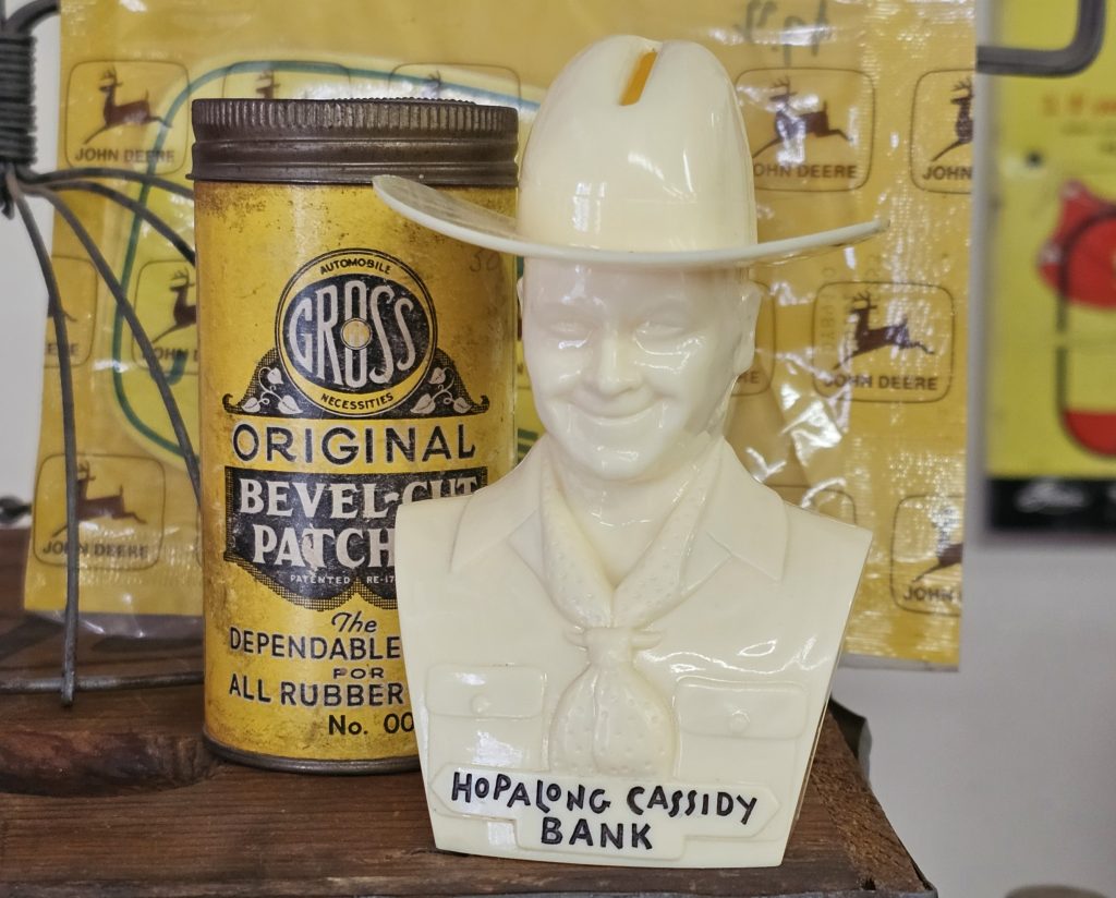 Hopalong Cassidy Bank Original 1950s Item Like New No Box