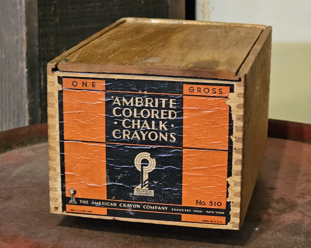 Ambrite Colored Chalk Crayons No 510 Wood Box Paper Label