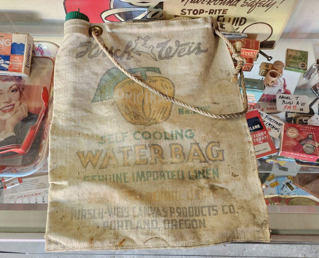 Hirsch Weis Self Cooling Desert Water Bag Nice Original