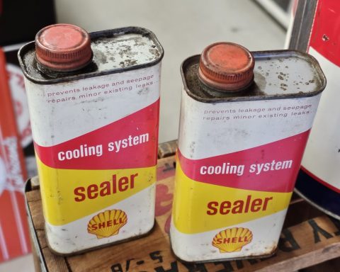 Shell Cooling System Cleaner Can Original 1960s Can